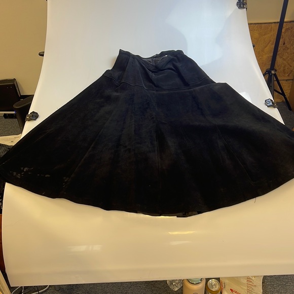 marlynn | Skirts | Vintage Lined Suede Maxi Skirt By Marlynn Traditions ...